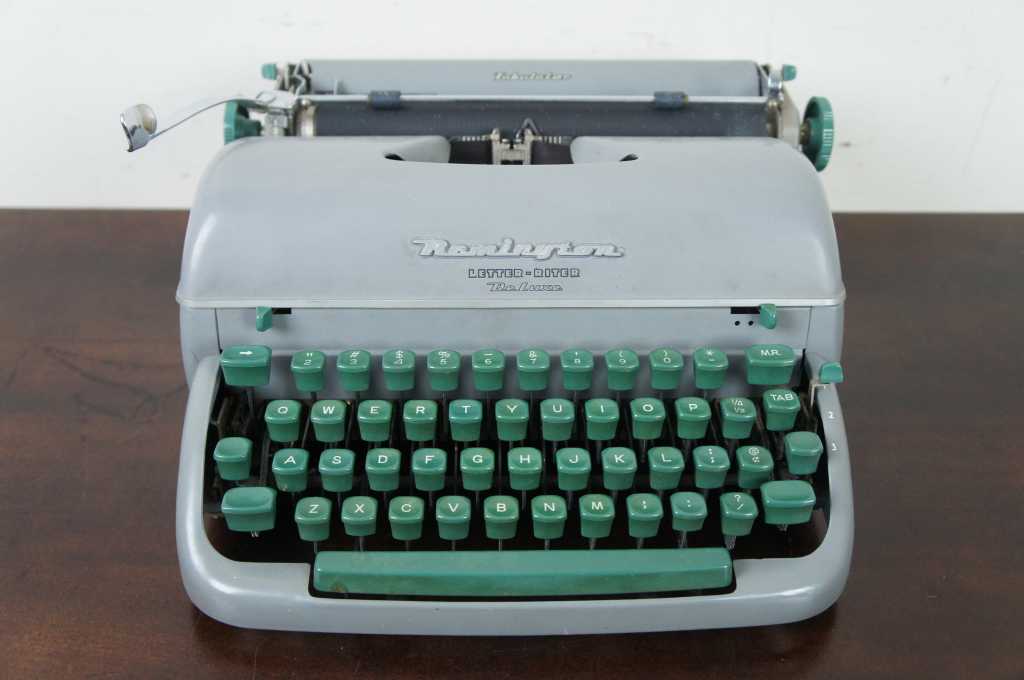 Remington Letter Riter Deluxe Tabulator w Portable Case Mid Century Art ...